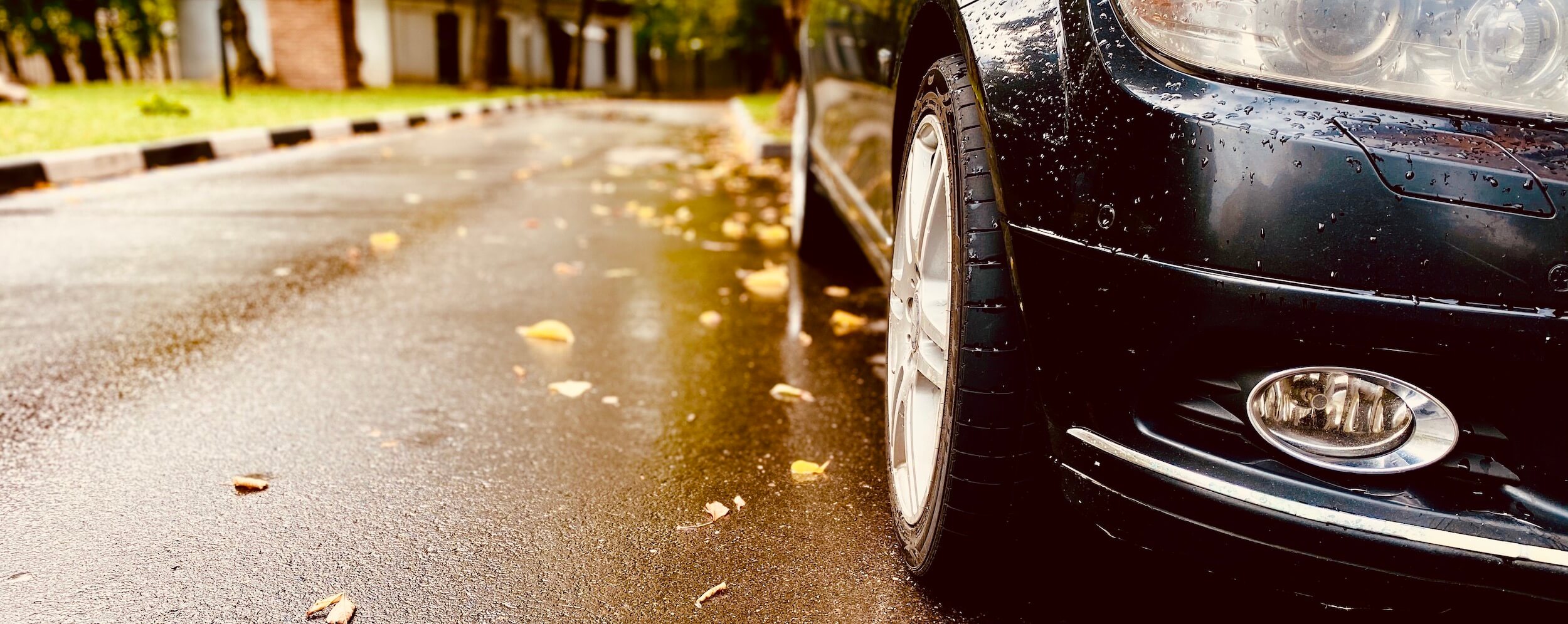 Standschäden am Auto vorbeugen: Defekte erkennen & vermeiden!